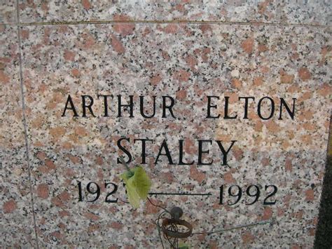 Arthur Elton Staley 1923 1992 Homenaje De Find A Grave