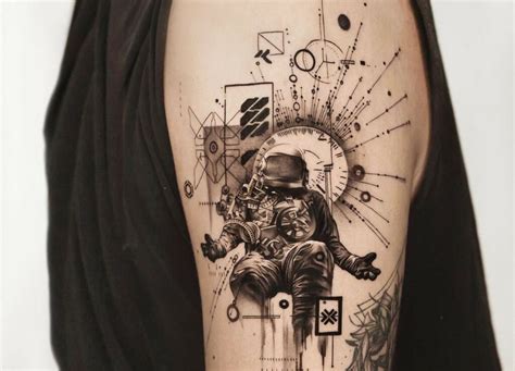 15 Geometric Minimalist Tattoo Ideas You Will Love