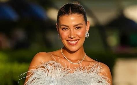 El Vestido De 10 Mil Pesos Que Michelle Salas Lució Para Su Pre Boda Fama