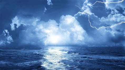 100 Ocean Storm Wallpapers