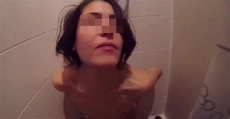 Moglie Sottomessa Spompina Cazzo E Viene Umiliata Con Il Piscio Amaporn