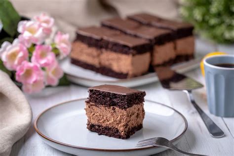 S Tisuli Gy Lesz Igaz N Csokis S Kr Mes A Rig Jancsi Desserts Food Cake