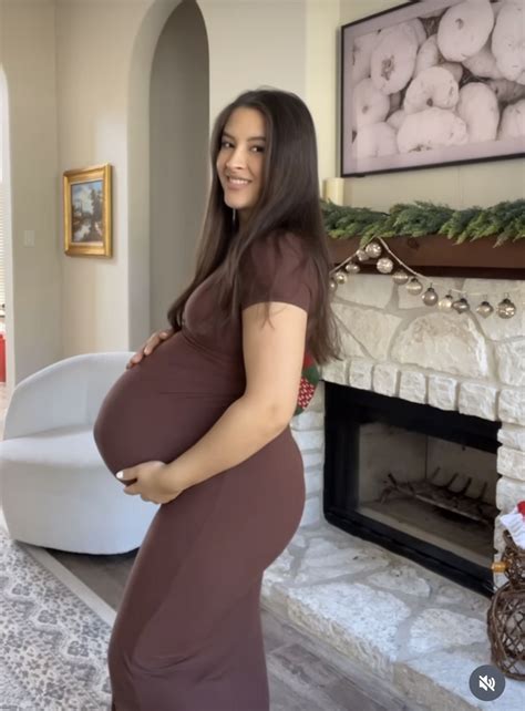 Pregnant 122 By Voreandpregnant On Deviantart