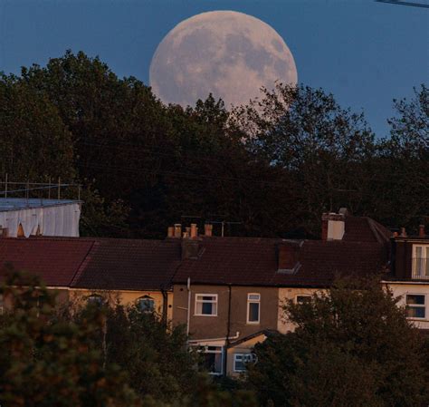 Rare October Harvest Moon Dominates Bristol Skyline Bristol Live