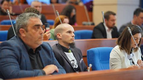 Advokat Aleksandar Jokić O Izmjenama Krivičnog Zakona Što Se Grbo Rodi Vrijeme Ne Ispravi