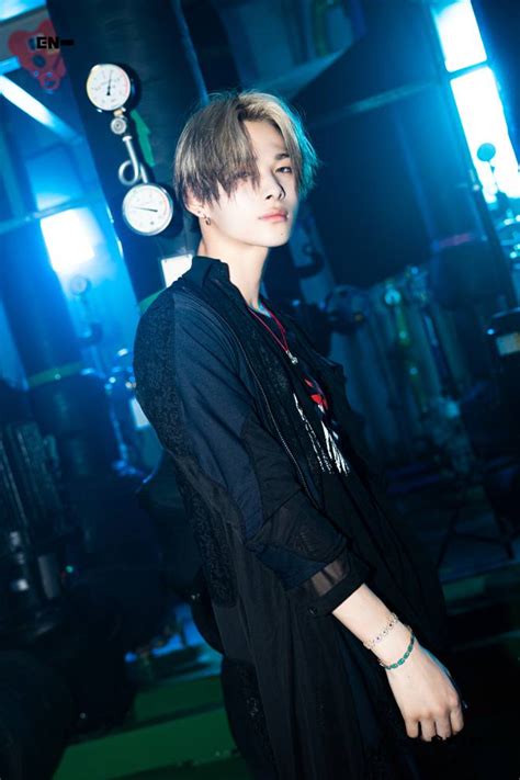 Weverse Enhypen Image Enhypen Ni Ki Dance Cover Behind Photo Sketch