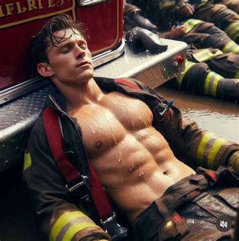 Pin By Tj Hocum On Tom Holland Tom Holland Abs Tom Holland