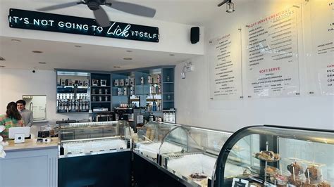 Mayas Ice Cream White Rock Restaurant Reviews Photos And Phone Number Tripadvisor
