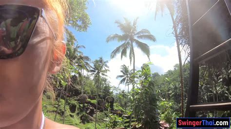 Big Booty Thai Girlfriend Garden Sex After A Nature Park Visit Eporner