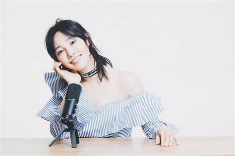 白百何 一指禅”后首次发声 网友：出轨还抱怨社会复杂？