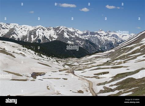 Engineer Pass Jeep Tour Goes To 12500 Ft Elevation Between Silverton