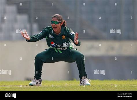 Pakistan Womens Cricket Team Spine Bowler Sadia Iqbal Successful Uple