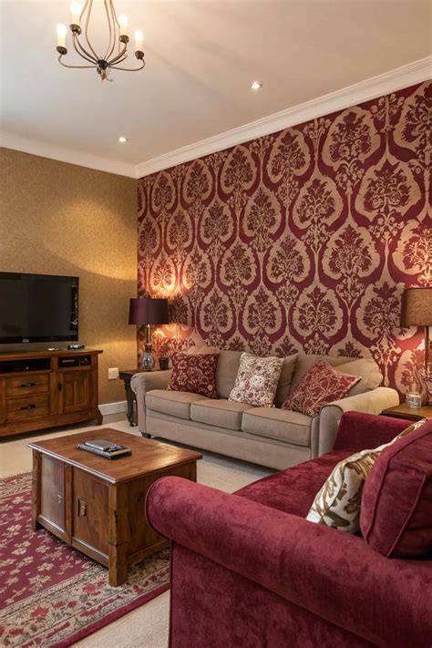 21 Cozy Brown And Burgundy Living Room Ideas