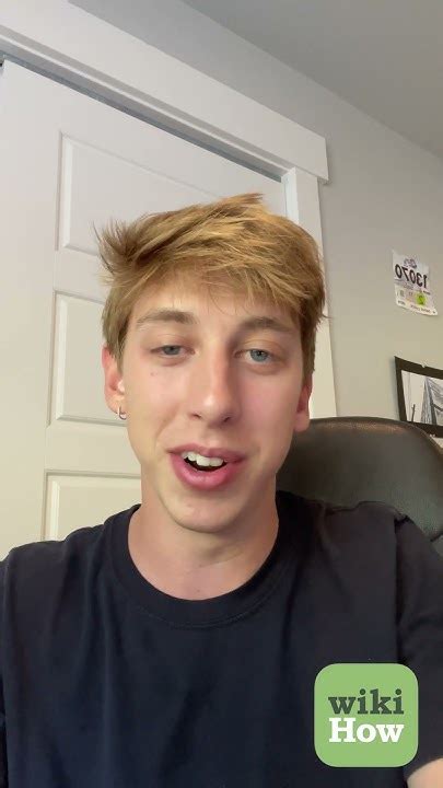 How To Be Funny In Class Reader Tip Youtube