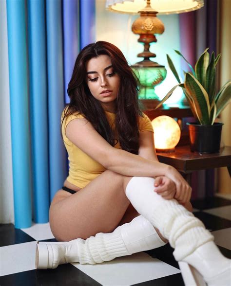 Lea Martinez Is Underrated Rjerkofftoceleb