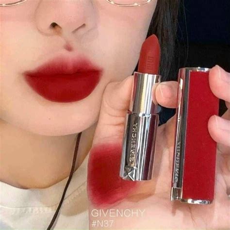 Son Givenchy 37 Rogue Graine