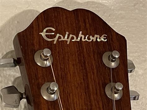 12 String Epiphone Acoustic Natural Burst