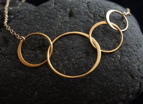4 Circle Necklace Silver Gold Linked Circles Necklace T 4 Etsy