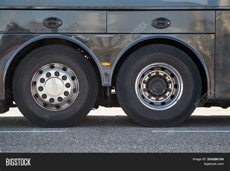 Wheels Bus Free At Eugene Mash Blog