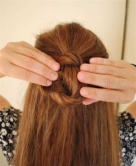 The Ultimate Guide To A French Knot Hairstyle 2k Crafts