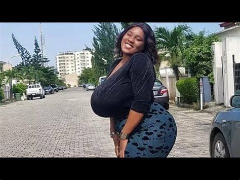 Obianujueo From Nigeria🇳🇬 Plus Size Model Beautiful Fashion Outfit