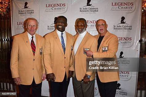 2330 Bobby Bell Photos And High Res Pictures Getty Images