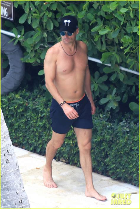 Ryan Seacrest Goes Shirtless With Bikini Clad Girlfriend Shayna Taylor