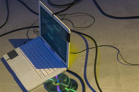 turning your old laptop or computer into a linux based email server a