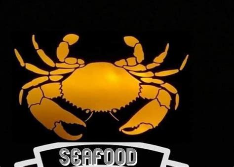 မိုးမေတ္တာ ရခိုင်ရိုးရာလက်ညှစ်မုန့်တီ နှင့် ပင်လယ်စာမျိုးစုံ စားဖွယ်စုံ