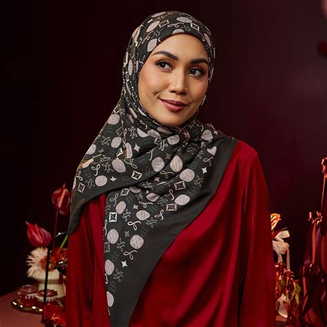 Monogram Tudungpeople