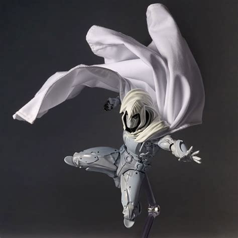 Moonknight Marvel Marvelcomics Moon Knight Posing Cloaked Figure
