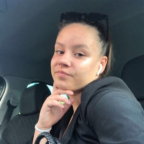 Agathe Agathedrnt • Threads Say More