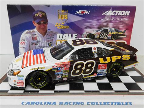 Dale Jarrett 124 88 Ups Memorial Flag 2001 Ford Taurus Arc102465