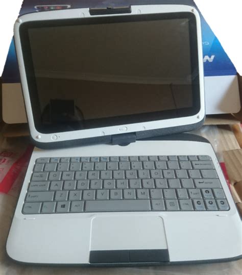 Laptops And Notebooks Mecer Xpression Clamshell Ec10mi2 Win 10 Home Convertible Classmate 10 1