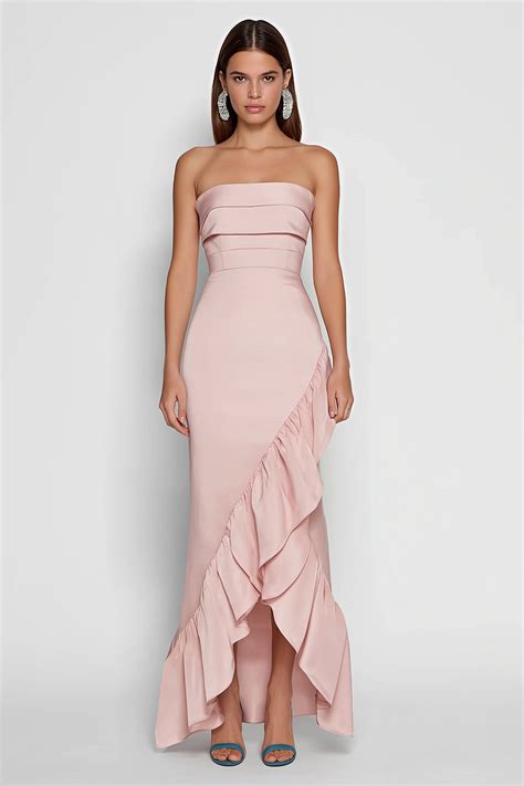Zapaka Women Pink Strapless Wedding Guest Dress With Ruffles Sheath