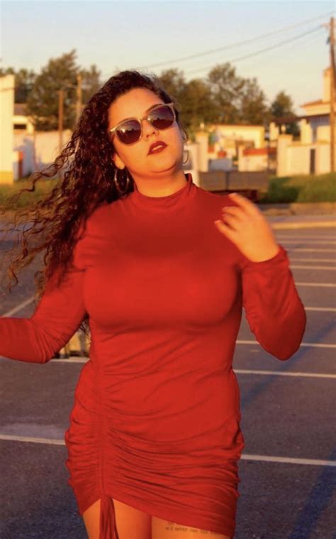Red Dress R 2busty2hide