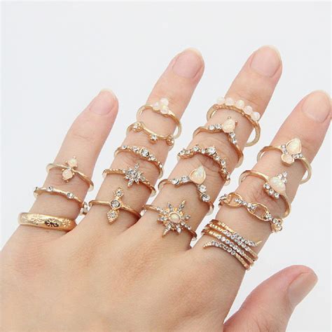 17pcs Boho Finger Jewelry Rhinestone Women Ring Set Stacking Finger