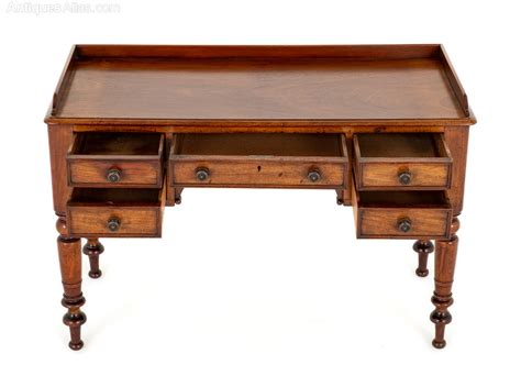 Victorian Mahogany 5 Drawer Desk Antiques Atlas