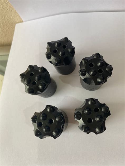 Broca Conica 36mm 7 Botones Feltwell