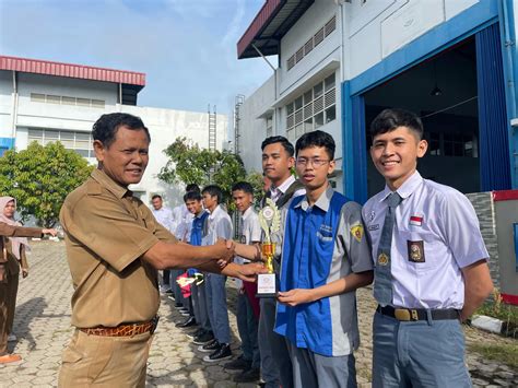 Juara 3 Lomba Basket Putri Tingkat Provinsi Di Universitas Bina Darma Dan Juara 1 Robotik Di