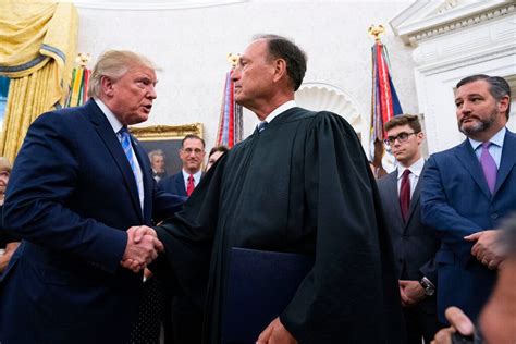 In Unusually Political Speech Alito Says Liberals Pose Threat To Liberties The New York Times