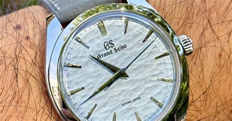 Grand Seiko Omiwatari Watchcrunch