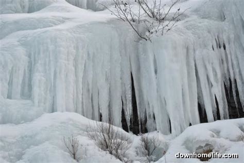 Large Icicles Downhome Magazine