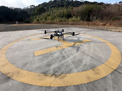日本ドローンビジネスサポート協会、既存施設を活用したドローンによる離島物流社会実装実験を笠岡ふれあい空港と白石島間で実施 ドローンガイド