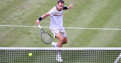 Safiullin Beats Cerundolo To Reach Second Round Tennis Majors