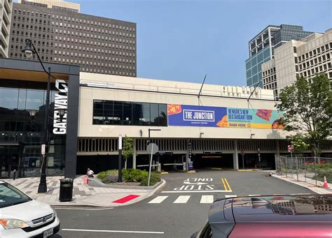 Laz Parking One Gateway Center Garage Book Online