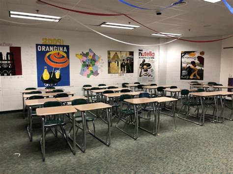 Foreign Language Classes Have Become An Inventive Mix The Central Trend