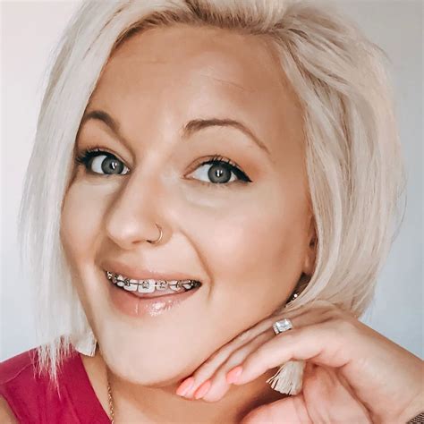 Bracie On Instagram “the Number One Reason Why You Should Wake Up Makeup And Accessorize