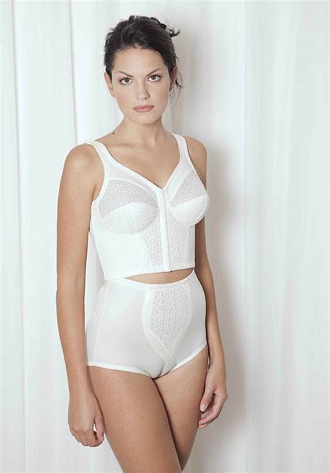 Girdles And Shapewear On Tumblr