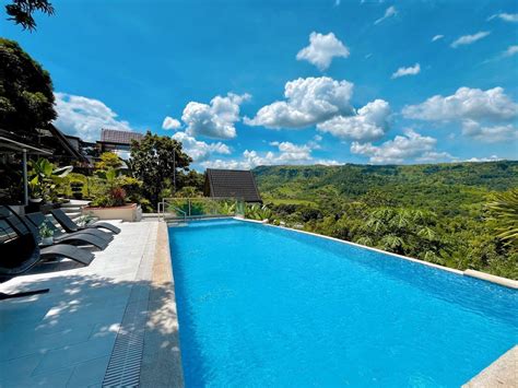 Secret Cabins Resort Bamban